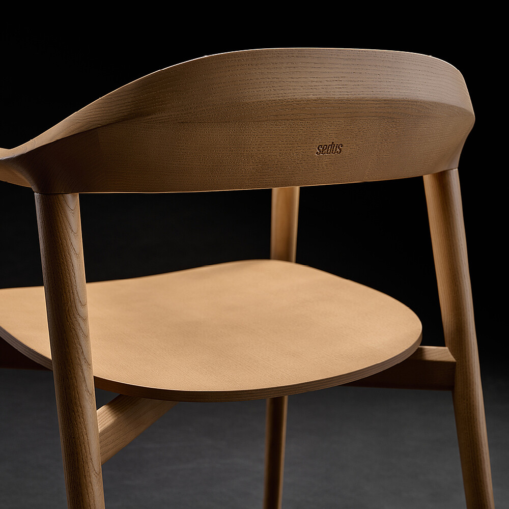 New Arrivals: Back to our roots with se:café wooden chair & lounge chair