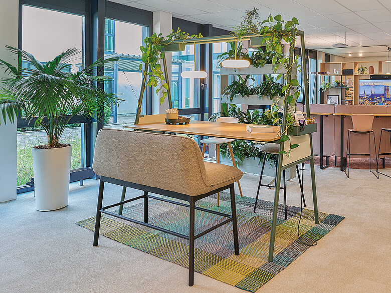 Sedus HUB Munich: Work Café Showroom for Modern Work