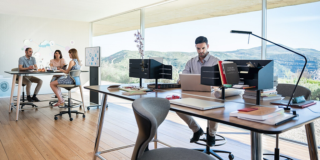 mastermind high desk