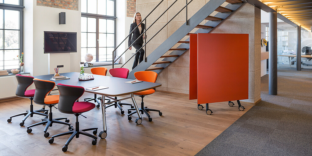 Save space with mastermind fold table