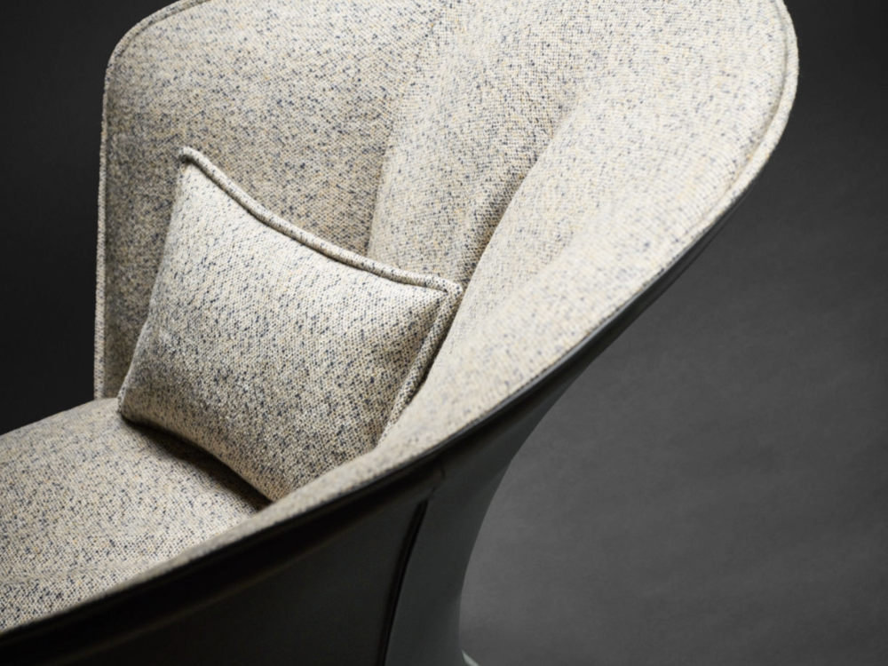 se:cove Lounge Chair – Sculptural Soft Seating for Modern Workspaces